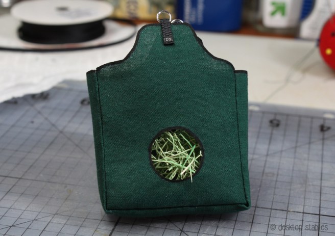 Tutorial: Hay Bags – Desktop Stables