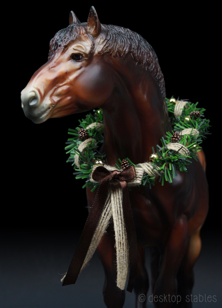 Tutorial: Neck Wreaths – Desktop Stables
